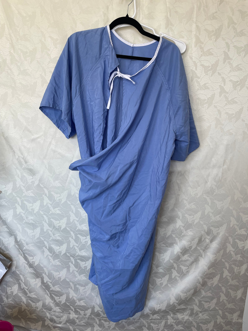 COSTUME RENTAL - O12A Patient Gown 1 pc – Woodbridge Costume Rentals