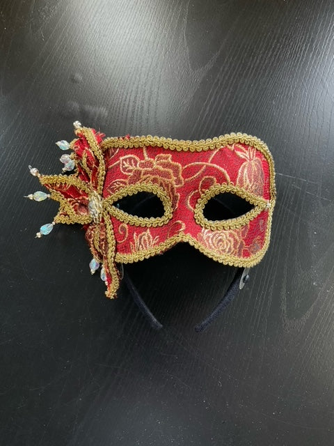 MASK: Red and Gold trim Mask – Woodbridge Costume Rentals