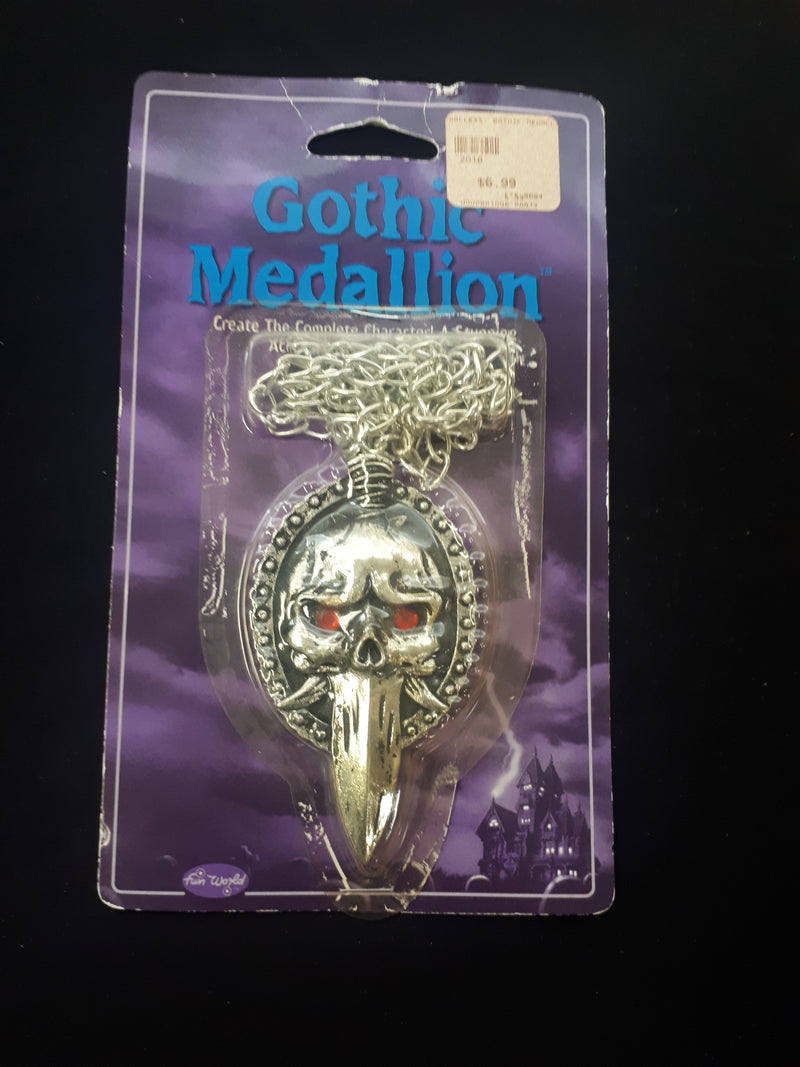 ACCESS: Necolace, Gothic Medallion – Woodbridge Costume Rentals